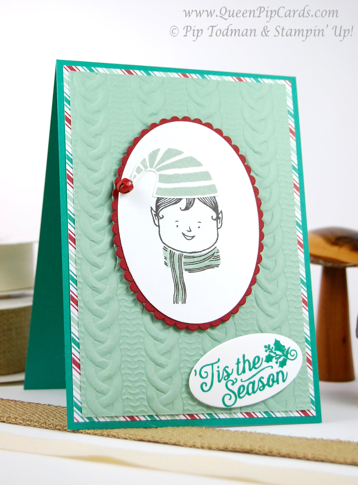 How Do I Use the Cable Knit Embossing Folder? - Queen Pip Cards